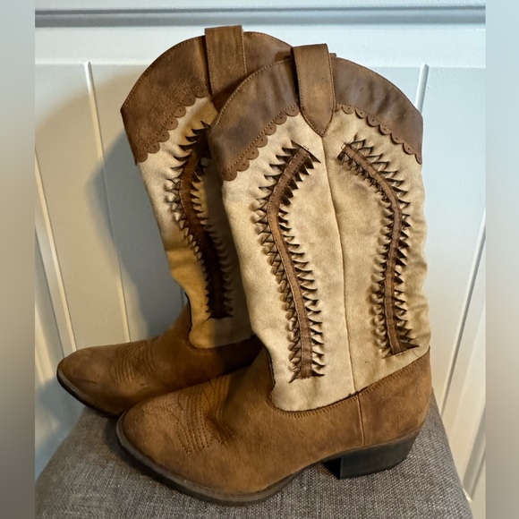 Coconuts by Matisse | Shoes | Coconuts By Matisse Western Boots | Poshmark